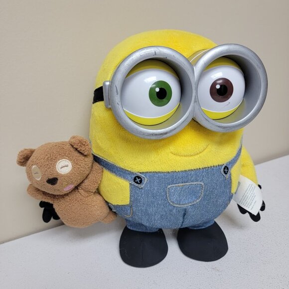 Thinkway Toys | Toys | Minions Blushing Talking Bob Light Up Plush ...